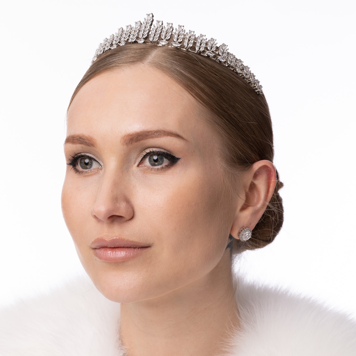 Bea Tiara – Stephanie Browne Australia